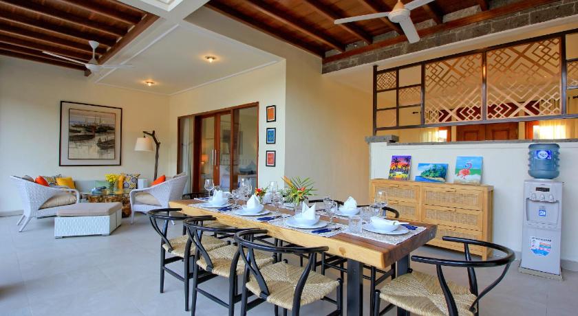 UMA LIMA VILLA BATU BELIG - Close to the Beach in Kuta Utara | 2026 ...