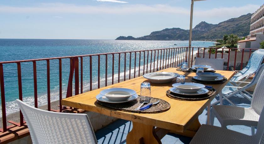 Beach House Acquamarina Entire apartment (Letojanni) - Deals, Photos ...