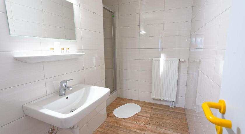 Jugend- und Familiengastehaus Klagenfurt Klagenfurt / Celovec Avstrija ... Jugend- und Familiengastehaus Klagenfurt Klagenfurt / Celovec Avstrija ...