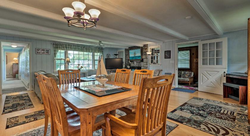 Saybrook Manor House, Walk to Cove Beach! | Old Saybrook (CT) 2023 ...