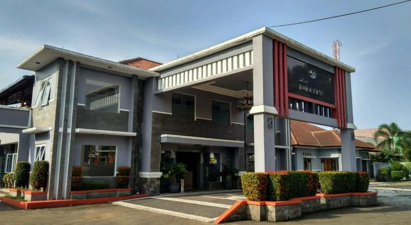 Hotel Purnama in Puncak - Room Deals, Photos & Reviews