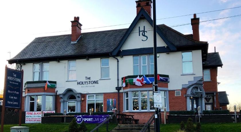 Best Price on The Holystone Bar & Restaurant in Newcastle upon Tyne ...