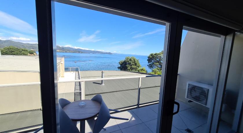 Te Kaha Beach Resort, Te Kaha | Best Price Guarantee - Mobile Bookings ...