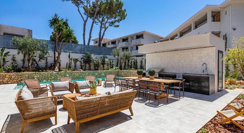 BOOK >> Villa Torrenova 36 in Majorca, Spain