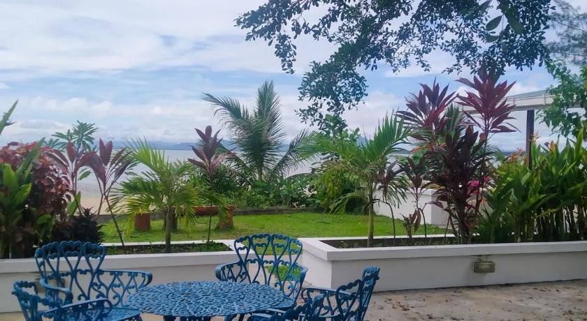 Best Price on Rafflesia Resort in Lundu + Reviews!