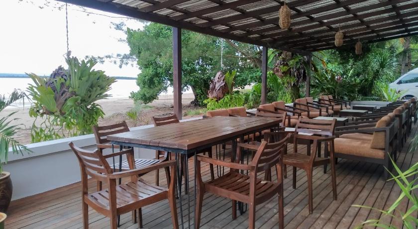 Best Price on Rafflesia Resort in Lundu + Reviews!