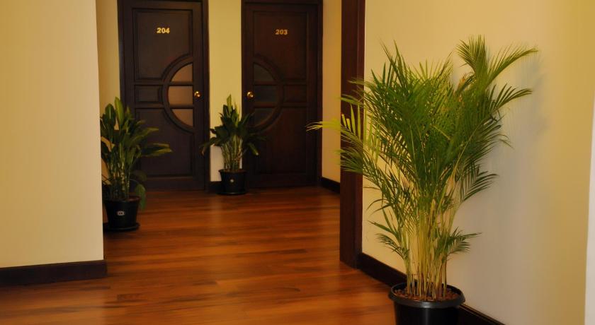 Cafe Aroma Inn, Kandy | 2022 Updated Prices, Deals