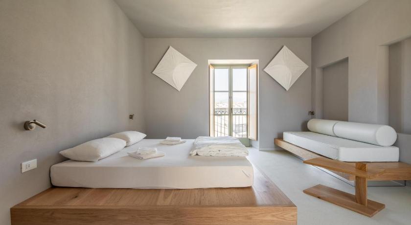 The Shroud of Turin: authenticity, facts, DNA and how to visit it - The ...