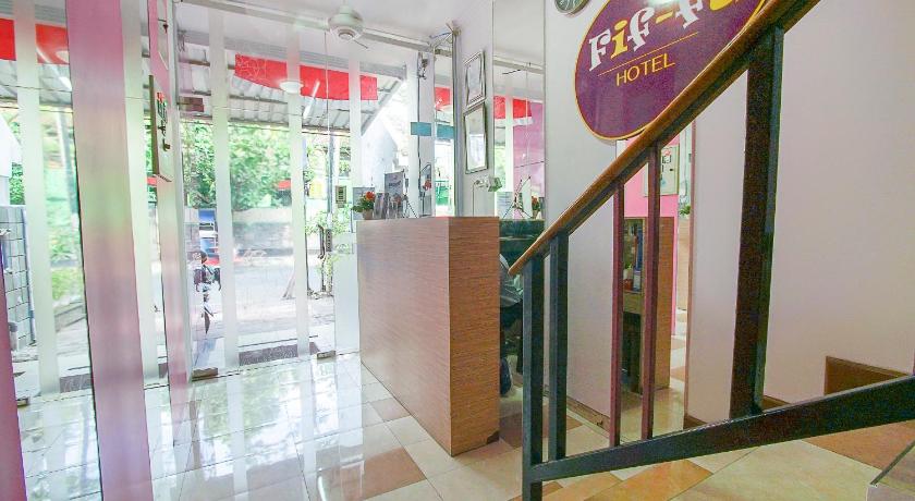 Urbanview Hotel Fif Fa Kauman Malang by RedDoorz in Malang | 2024 ...