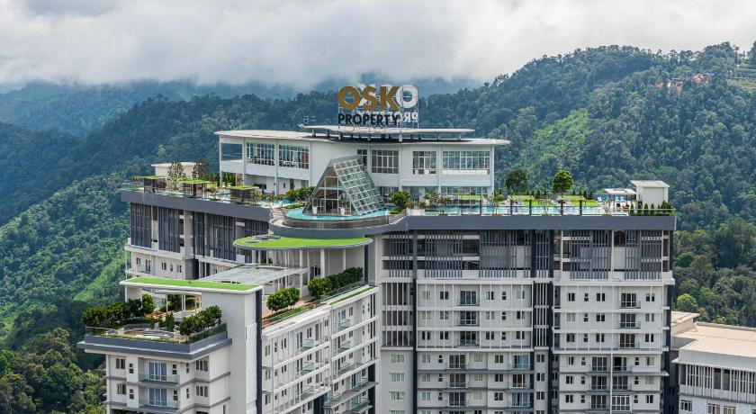 Genting Windmill Moutain view 4-ROOM Executive Suite in Genting ...