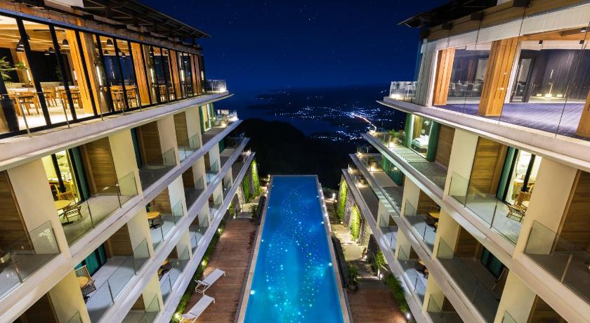 11 Best Hotels in Tagaytay, Philippines