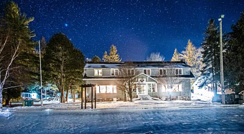 Bonnie View Inn in Haliburton (ON) - See 2023 Prices