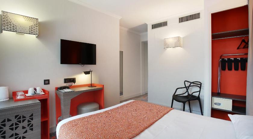 Hotel Eiffel Capitol in Paris - See 2023 Prices
