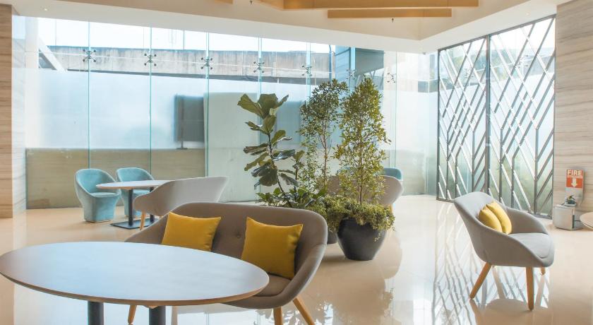 Holiday Inn Express Manila Newport City, Manila | 2022 Updated Prices ...