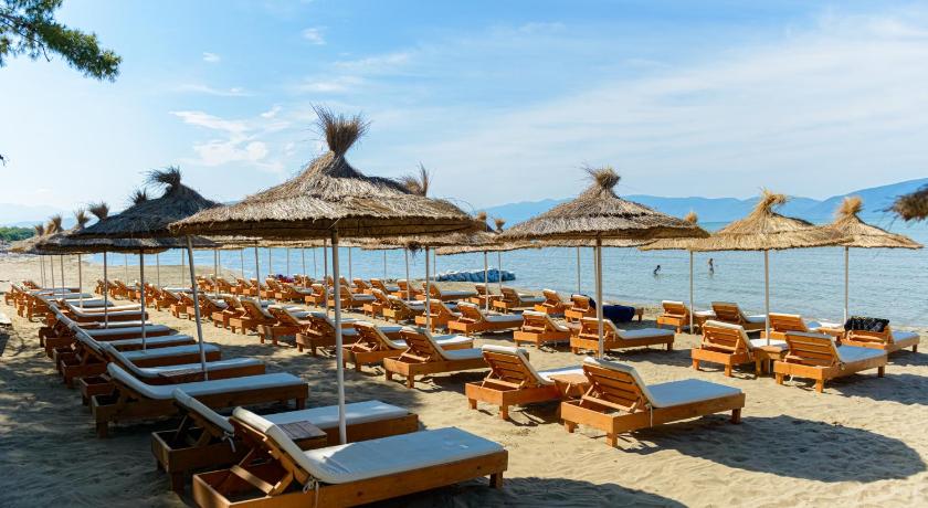 Best Price on ECUADOR Resort in Vlora + Reviews!