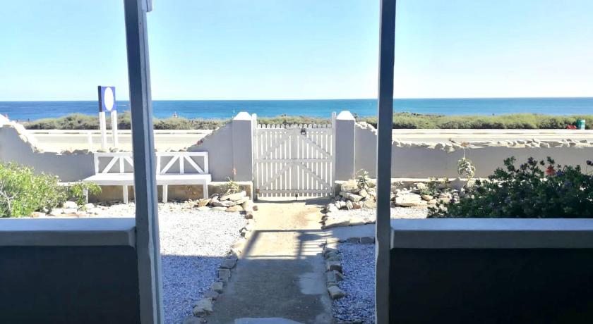 Port Nolloth Beach Shack, Port Nolloth | 2022 Updated Prices, Deals