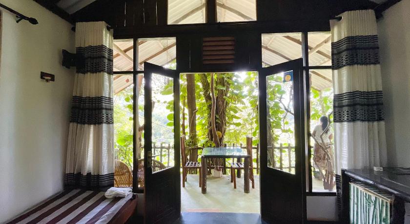 Sai Kaew Beach Resort (SHA Plus+), Ko Samet, Thailand - Photos, Room ...