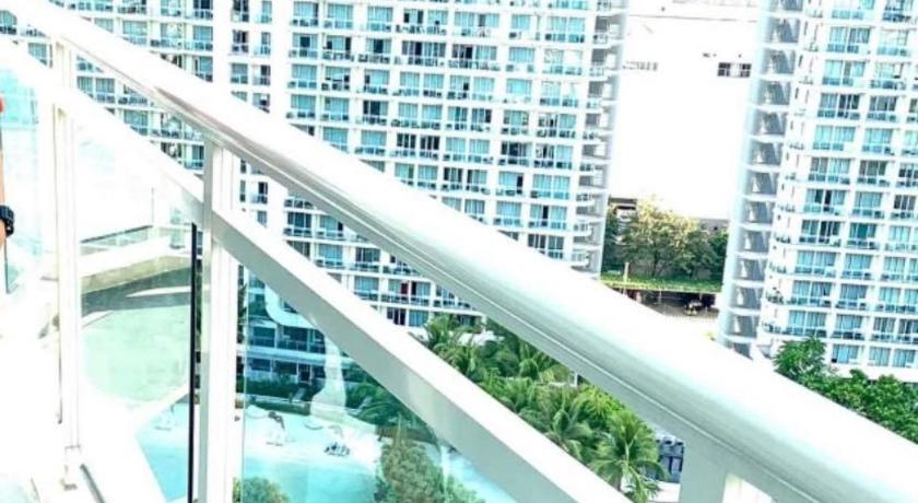 파라냐케 Azure C2 Balcony wifi Near Mall Airport MULTIPLE UNITS | 2025년 최신 ...