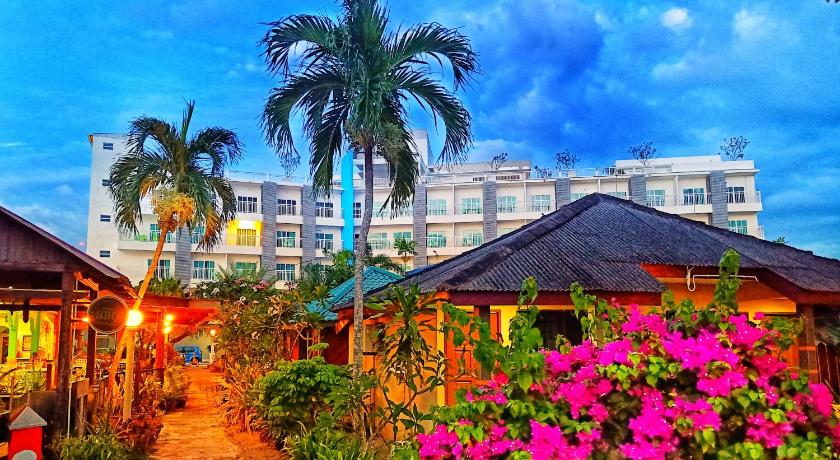 Langkapuri Resort Langkawi Hotel - Deals, Photos & Reviews