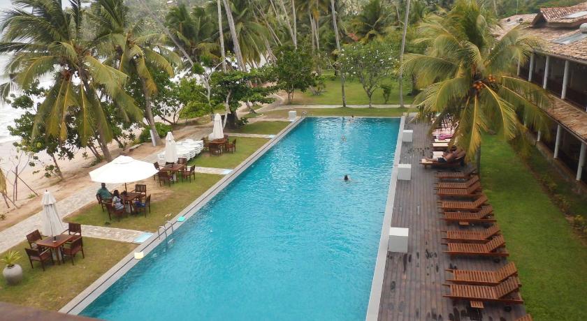 Your Guide To The 11 Ultimate Mirissa Beach Hotels [2024]