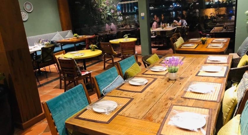 Book Sala Arun in Bangkok - BEST PRICES on Agoda!