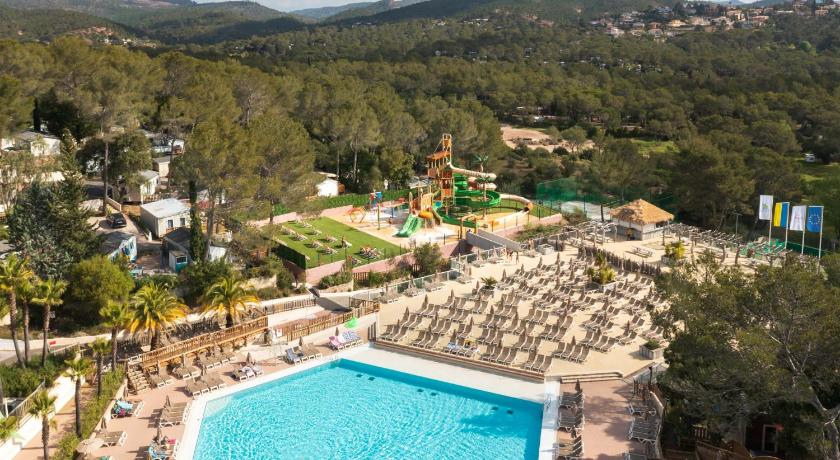 BOOK >> Frantheor Frejus 5 etoiles (France)