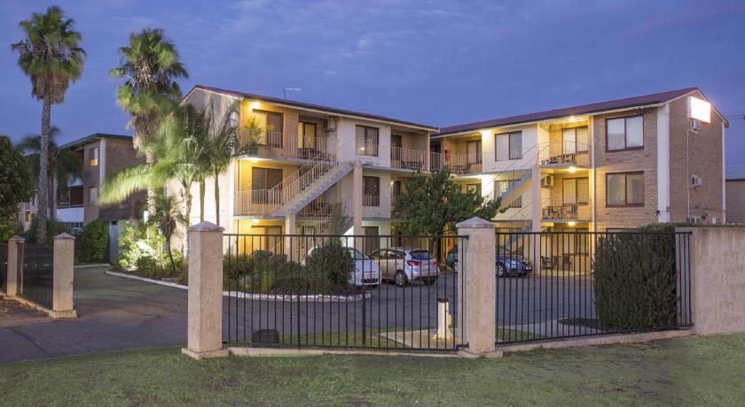 Burswood Lodge Motel Apartments, Perth | 2022 Updated Prices, Deals