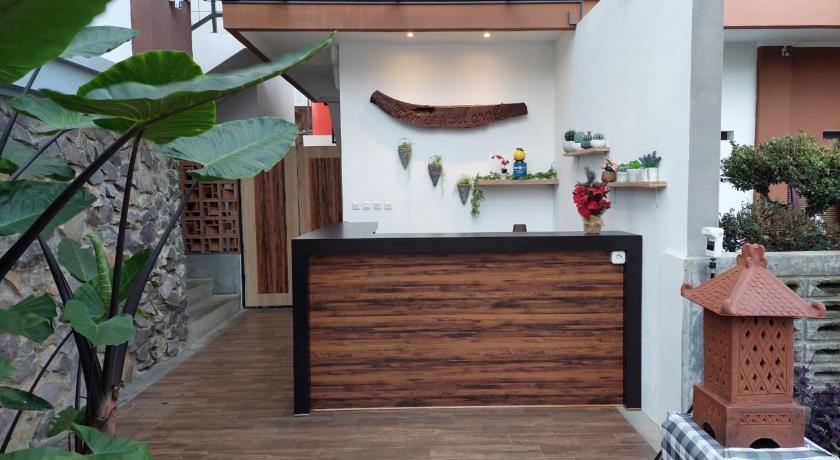 Omah Angkul Angkul Villa in Parongpong | 2025 Updated prices, deals ...