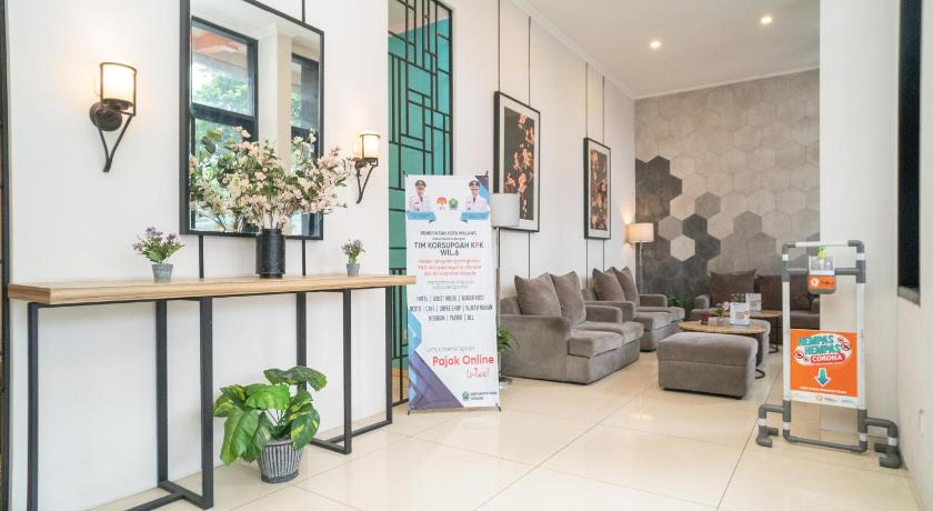 Sans Hotel Fif Fa Premiere Malang by RedDoorz in Malang | 2024 Updated ...