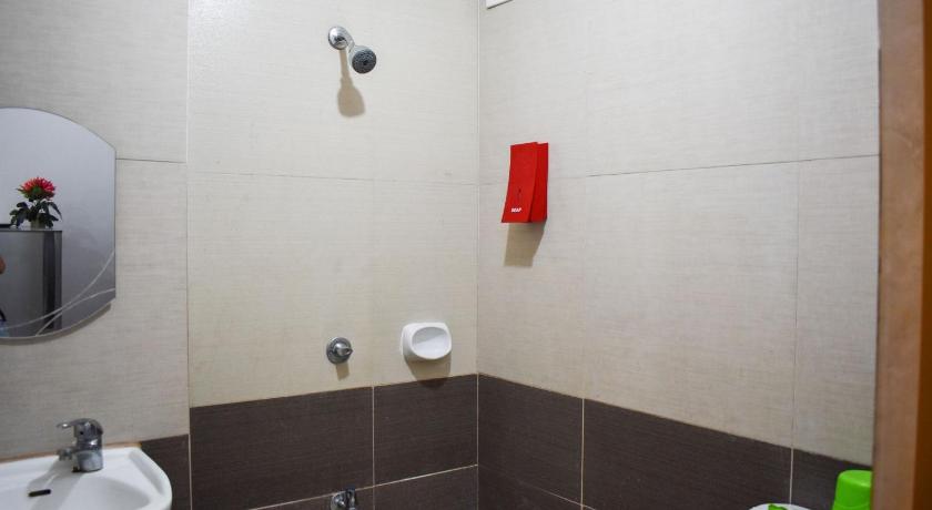 The Boni Tower by RSPL in Manila - See 2023 Prices