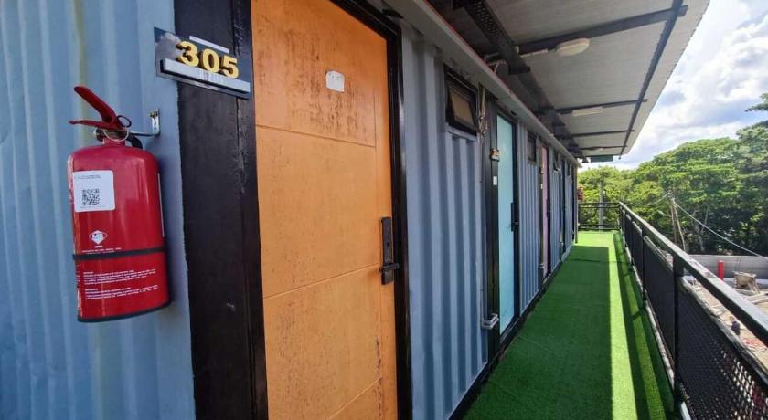 Boxinn The Kontena Home in Semporna | 2024 Updated prices, deals ...