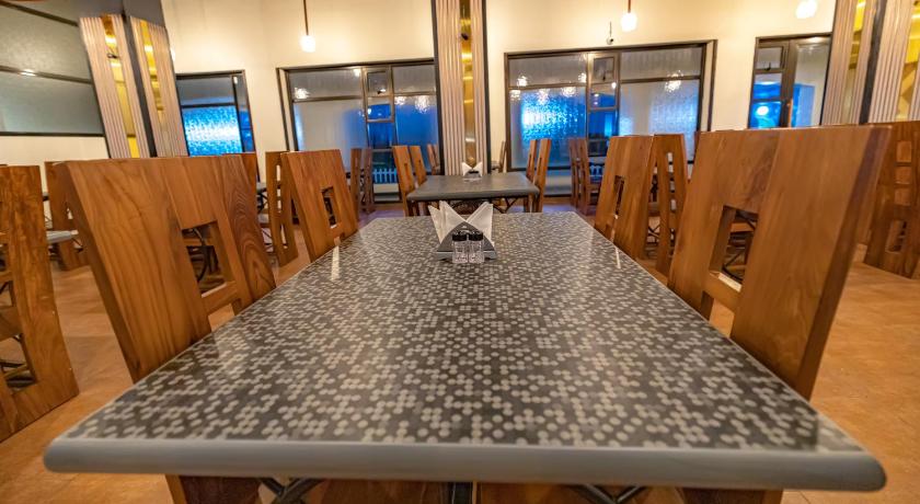 Hotel SRM Grandeurs in Tada - See 2023 Prices