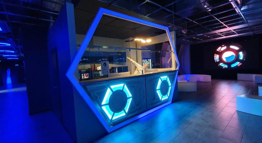 Space Night Capsule Hostel in Berlin | 2024 Updated prices, deals ...