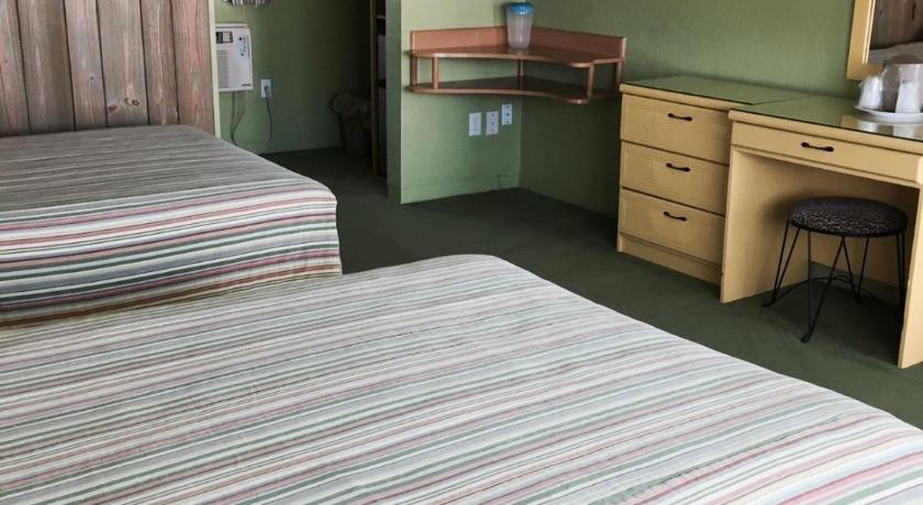 Best Price on Caribbean Motel in Wildwood Crest (NJ) + Reviews!