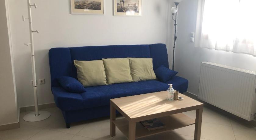 Artemis House Dilou 6 & Agiou Konstantinou Loútsa