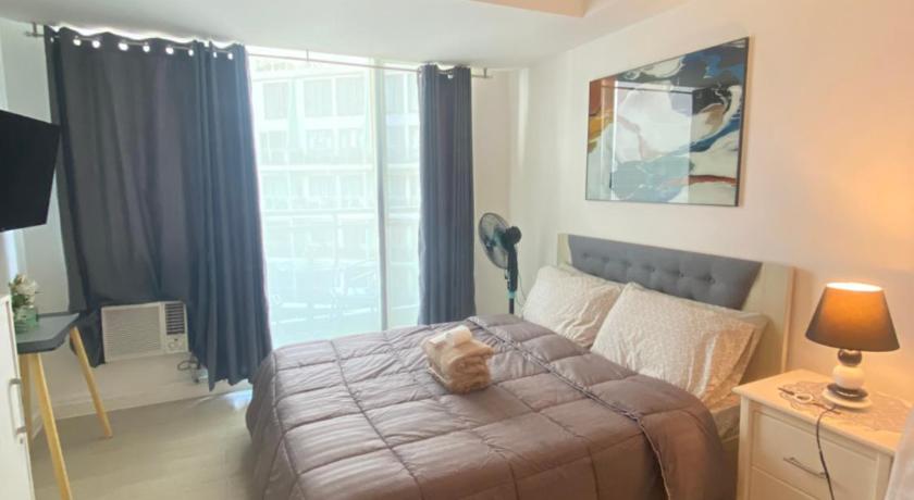 Condo Azure Staycation in Paranaque Beach View in Parañaque | 2024 ...