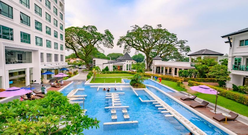 11 Best Hotels in Clark Freeport Zone, Angeles / Clark