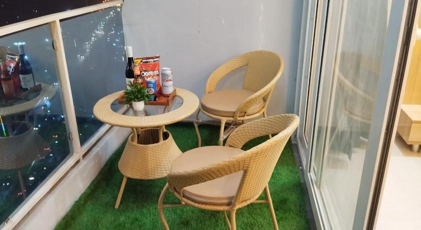 Studio apartment Gaur City Centre greater Noida sector 4 Studio ...