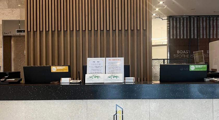 The first stay hotel(old, Luce bridge hotel) in Seoul | 2024 Updated ...