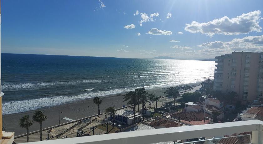 MIRADOR PLAYA Torrox-1ª línea playa con piscina - Deluxe (formerly ...