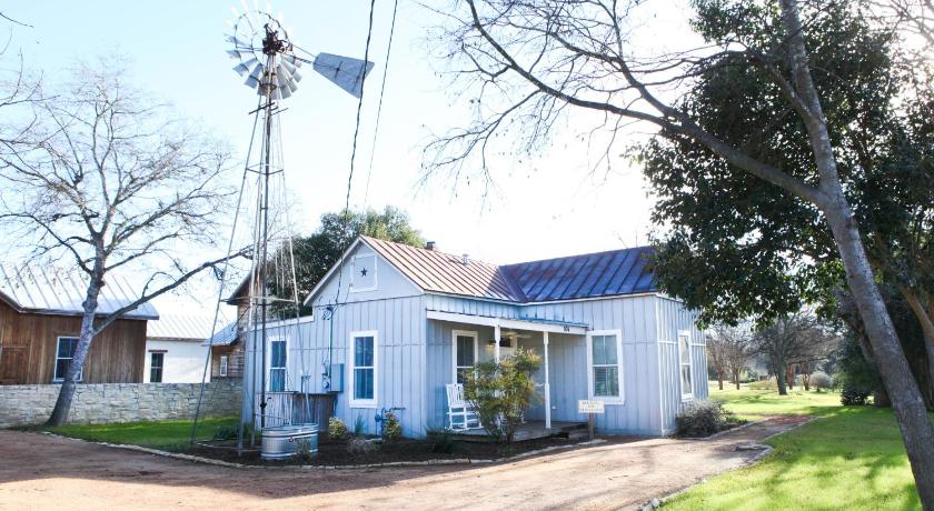 Hoffman Haus, Fredericksburg (TX) | 2021 Updated Prices, Deals