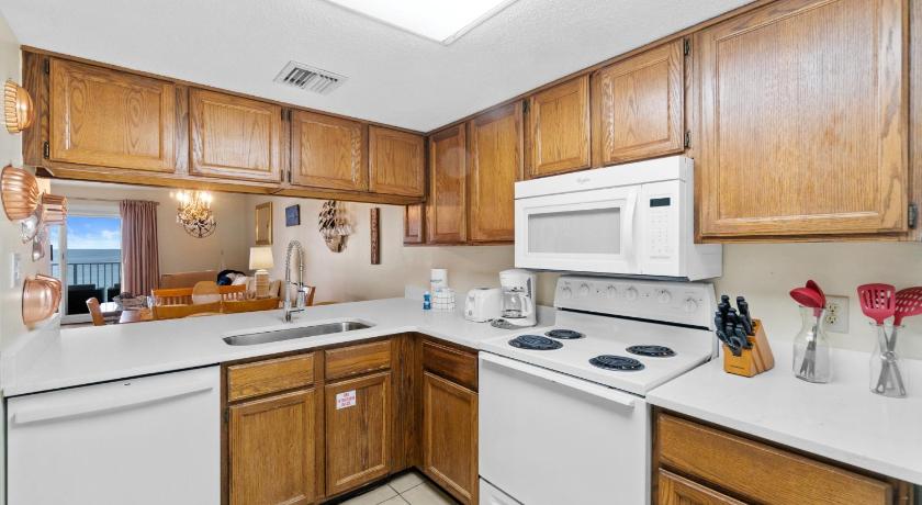 Moonspinner #715A By Book That Condo 4425 Thomas Dr. Panama City Beach