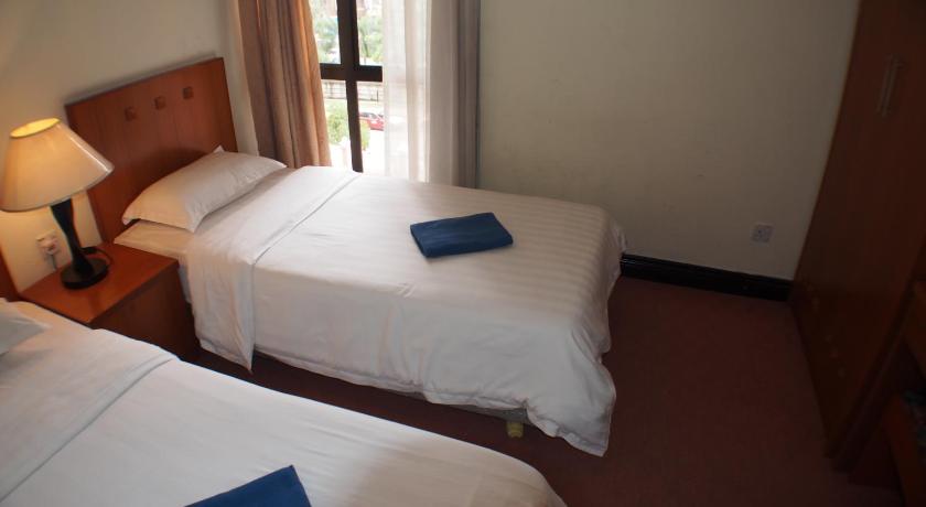 KK Vacation Apartments @ Marina Court Resort Condominium in Kota ...