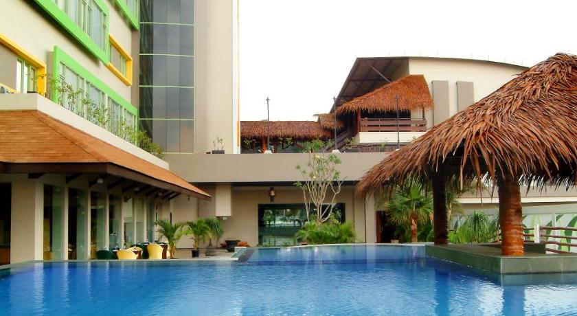Banana Inn Hotel, Bandung | 2022 Updated Prices, Deals