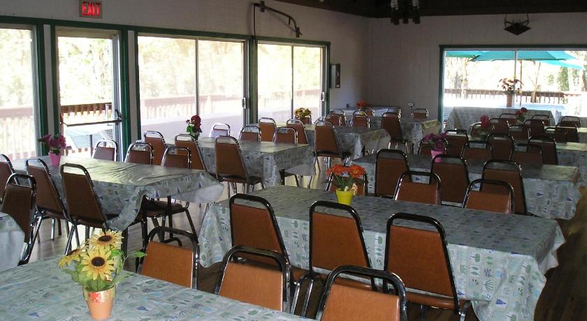 Best Price on Lake of the Springs Camping Resort Cabin 4 in Frenchtown ...