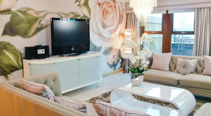 Posh Pads Liverpool One Apart-Hotel, Liverpool | 2023 Updated Prices, Deals