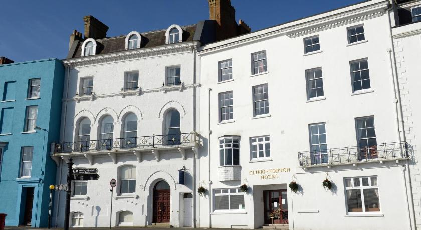 Cliffe Norton in Tenby - Room Deals, Photos & Reviews
