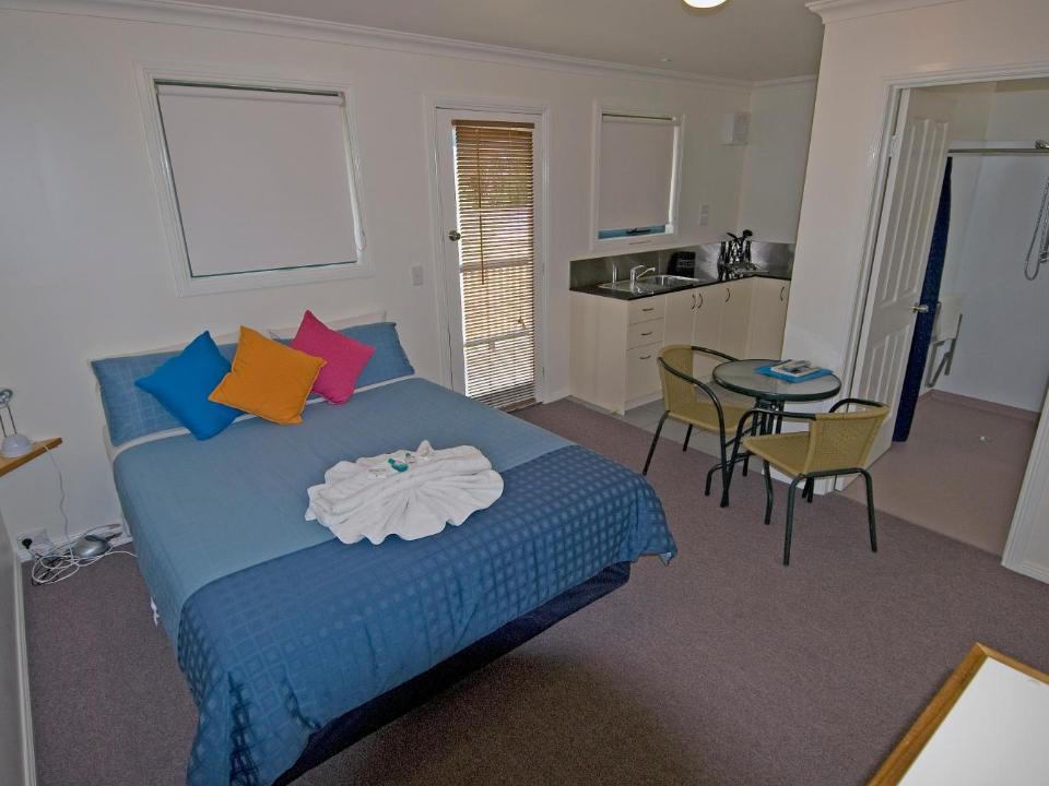 Strahan Accommodation: Best Places to Stay