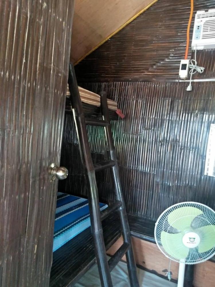 El Zamba Villas Prices, photos, reviews, address. Philippines