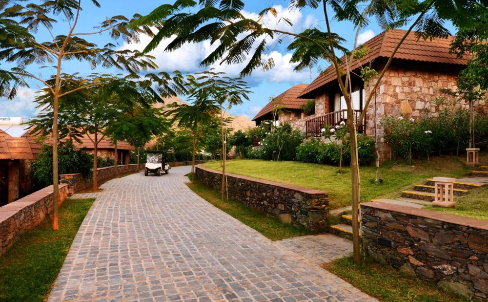 The Ananta Udaipur Resort & Spa Prices, photos, reviews, address. India